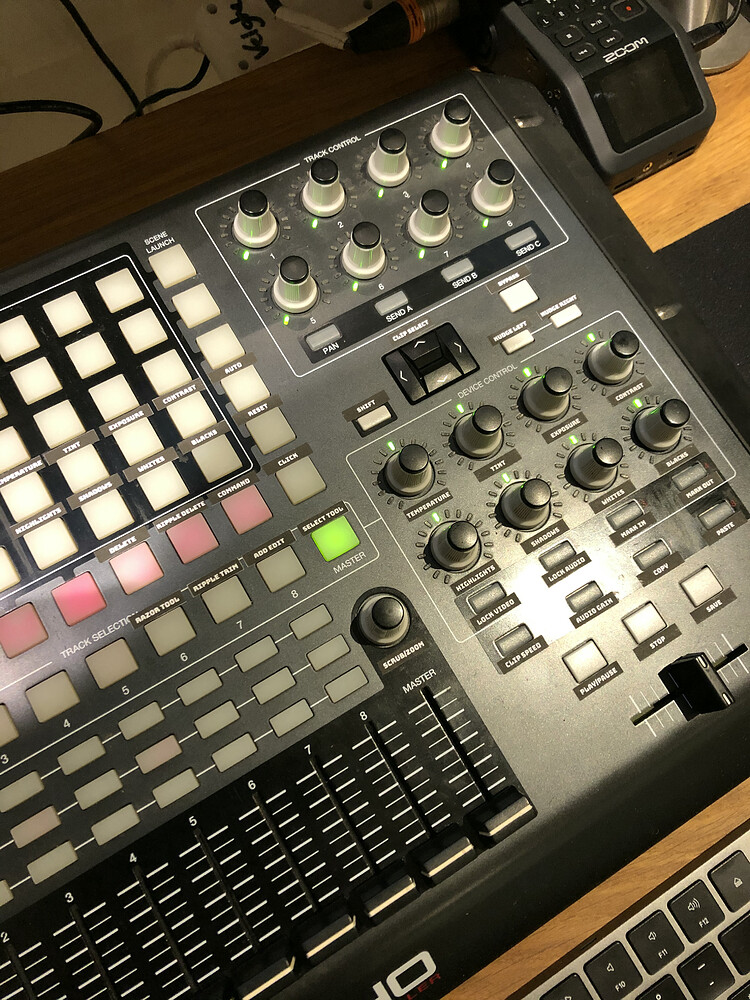 APC40 with Adobe Premiere Pro / Scrub with the playhead / Color Grading ...